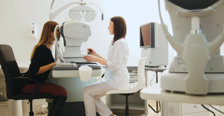 Different Types of Eye Specialists to Improve your Vision